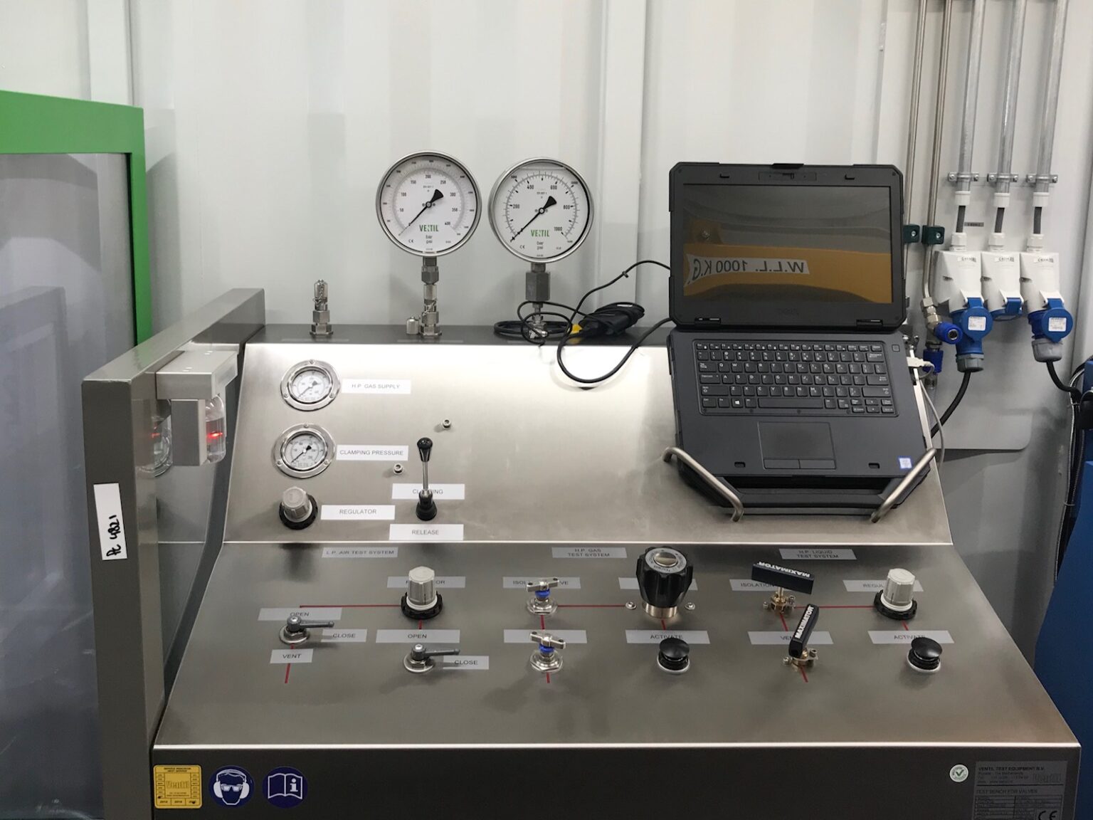 MOBILE REPAIR- & TEST CONTAINERS - Ventil Test Equipment